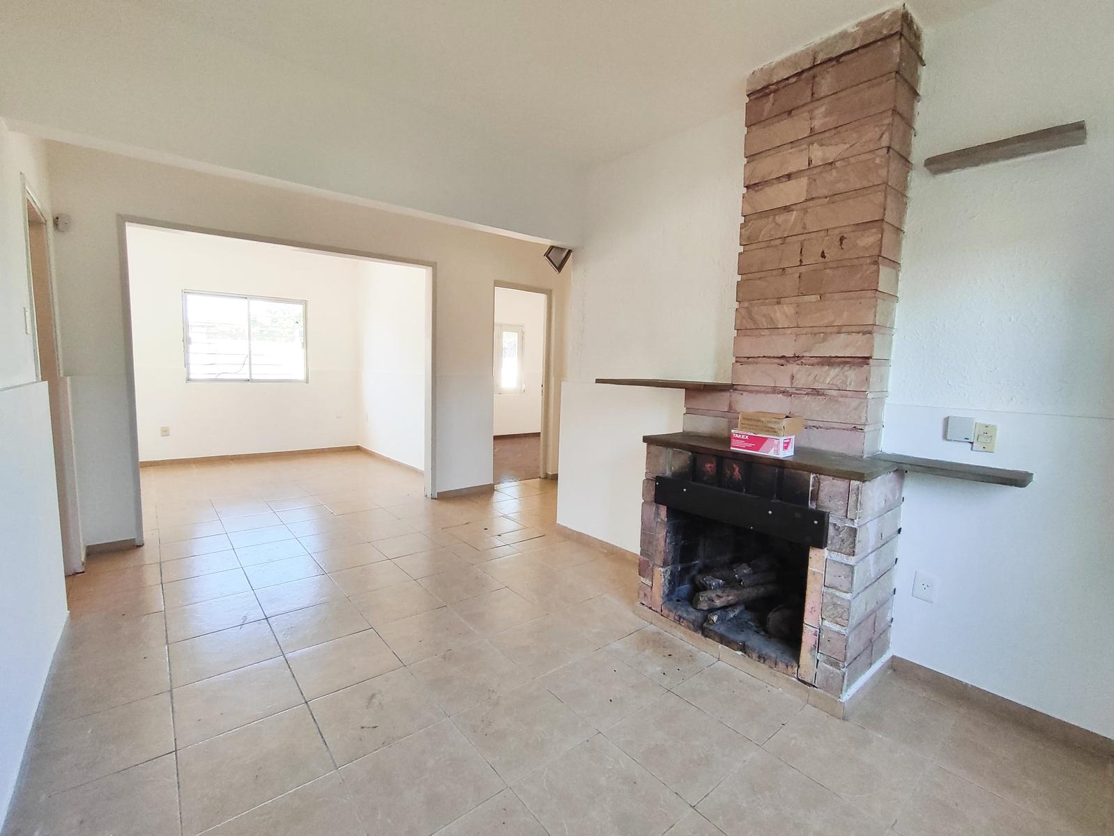 Casa en Venta en calle Alto Perú, Buceo Gran terreno, fondo, jardín. Esquina. Ref #S6CDDF ...