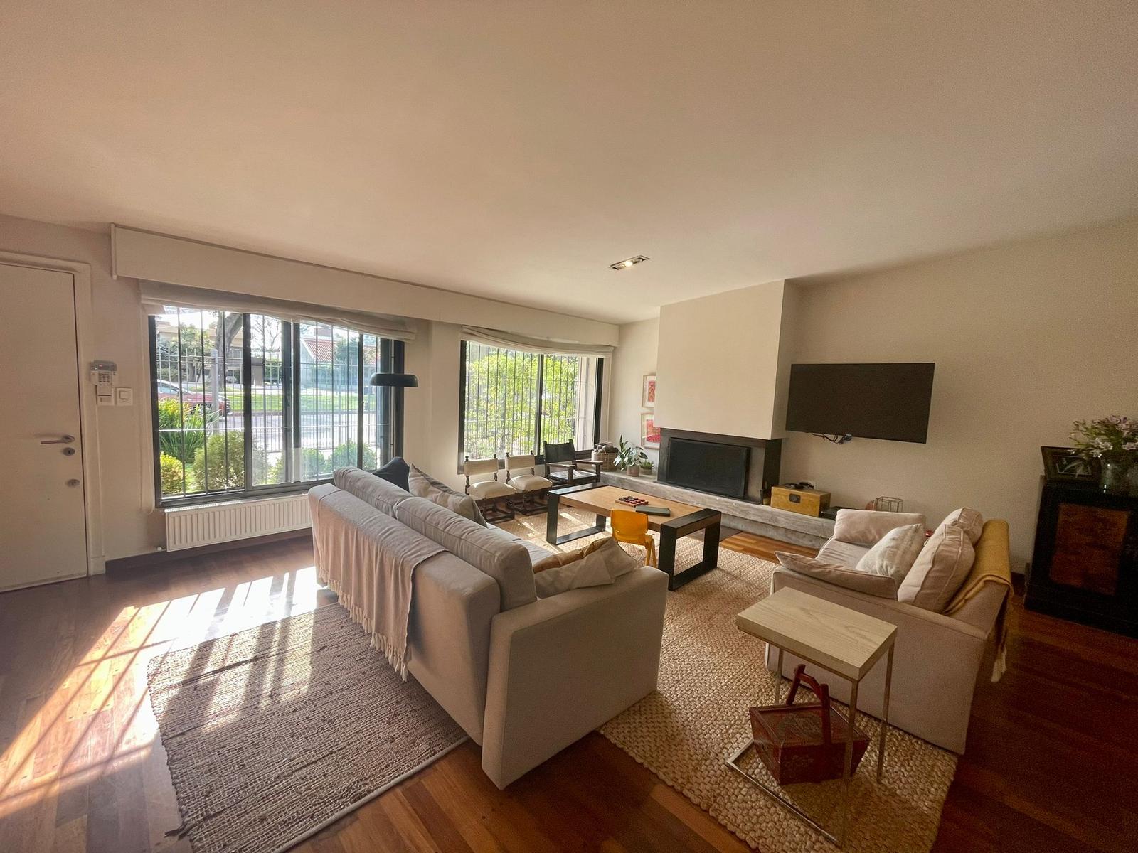 Venta casa 3 dormitorios en Punta Gorda a metros de la Rambla!!. Ref #O9AFB1 - infocasas.com.uy