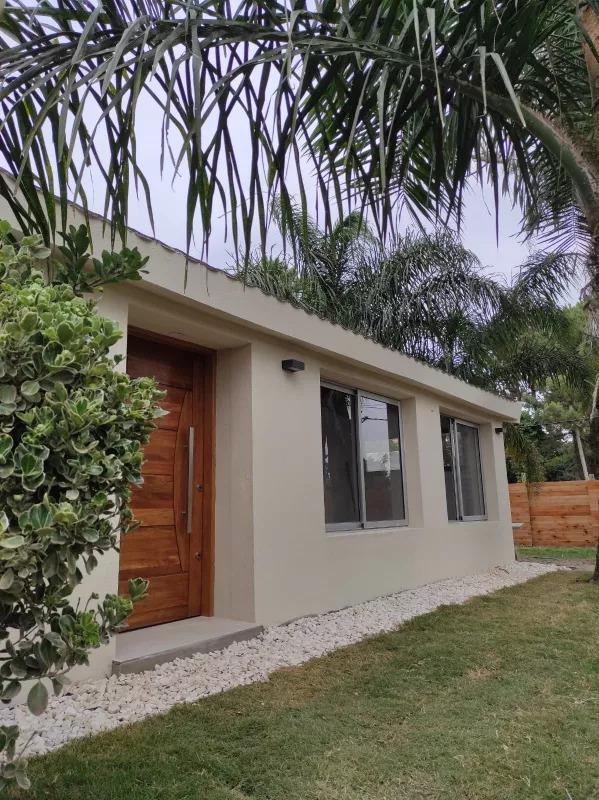 ALQUILO AMPLIA casa , 3 DORMITORIOS, ACEPTA DEPOSITO. ZONA SOLYMAR.. Ref #X2A4B5 - infocasas.com.uy