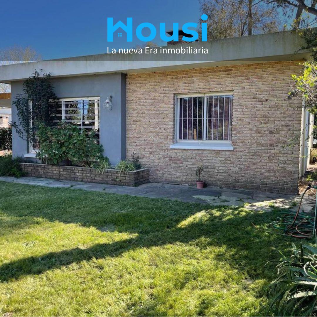 VENDO HERMOSA casa 3 DORMITORIOS, 2 BAÑOS. ATLANTIDA SUR.. Ref #D5C955