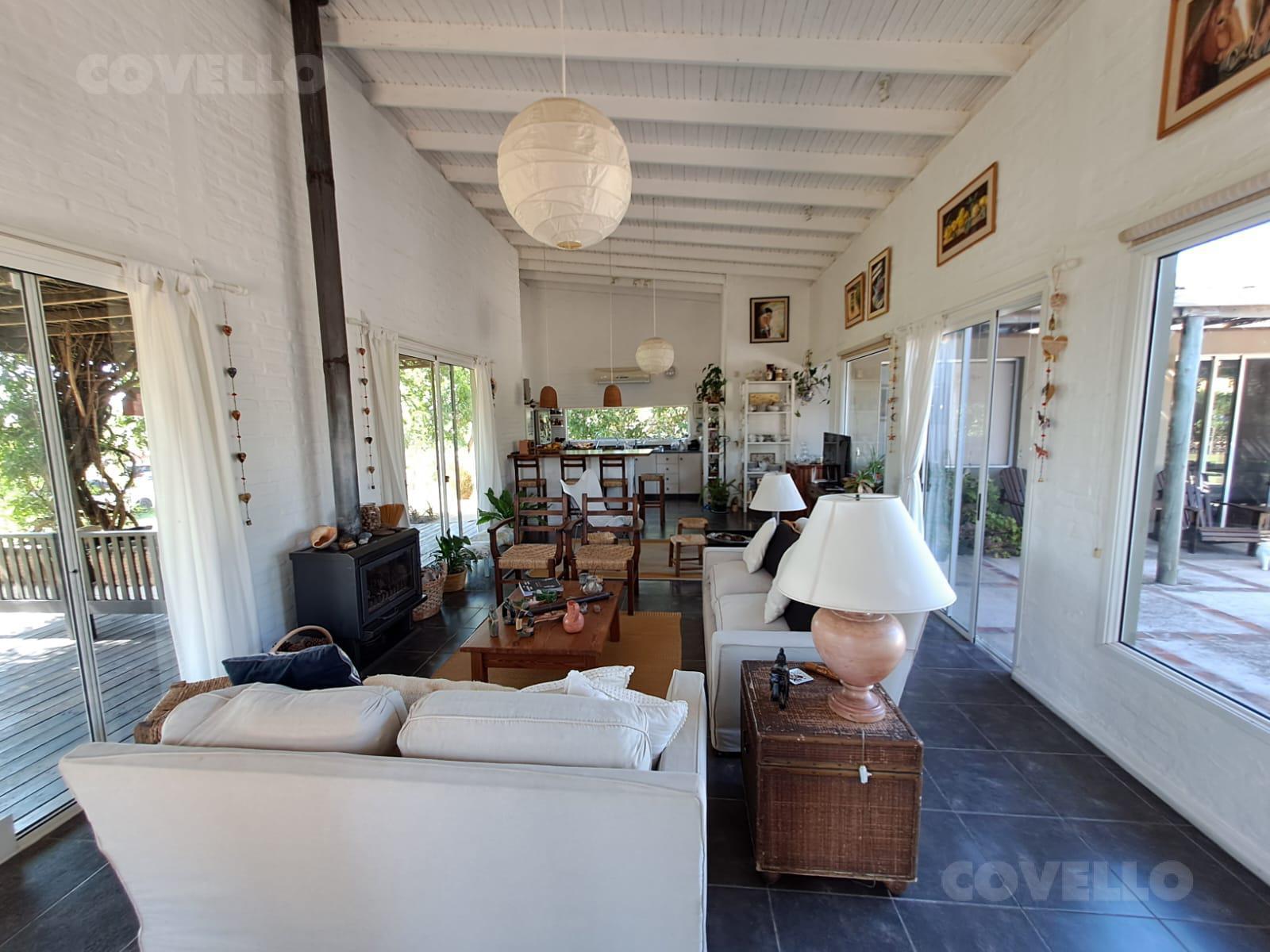 Venta Casa en Colonia del Sacramento. Ref #ZD9536