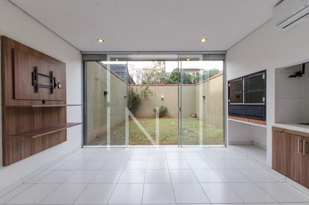 Alquilo dúplex en barrio Ycua Sati. Ref #F29067 - infocasas.com.py